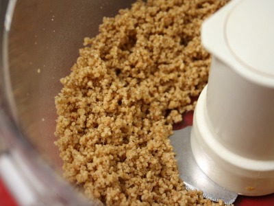 Hazelnuts ground - The Klutzy Cook